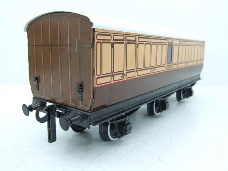 Darstaed O Gauge "LSWR" Six Wheel Full Brake Coach R/N 5025 Boxed ...