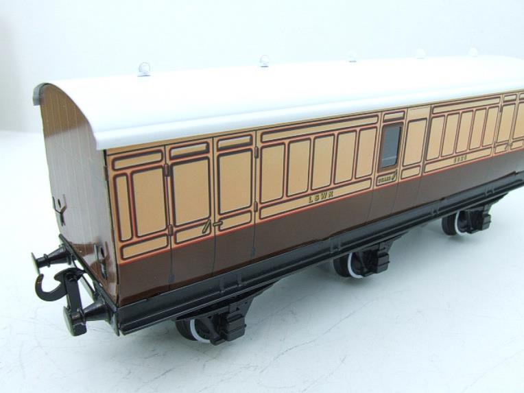 Darstaed O Gauge "LSWR" Six Wheel Full Brake Coach R/N 5025 Boxed ...