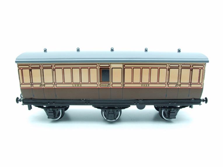 Darstaed O Gauge "LSWR" Six Wheel Clemenson Style Full Brake Coach R/N ...