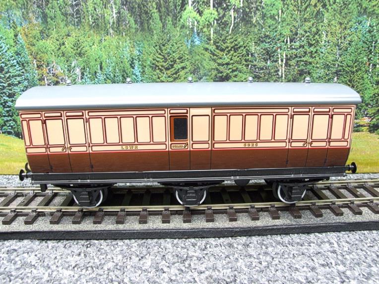 Darstaed O Gauge "LSWR" Six Wheel Clemenson Style Full Brake Coach R/N ...